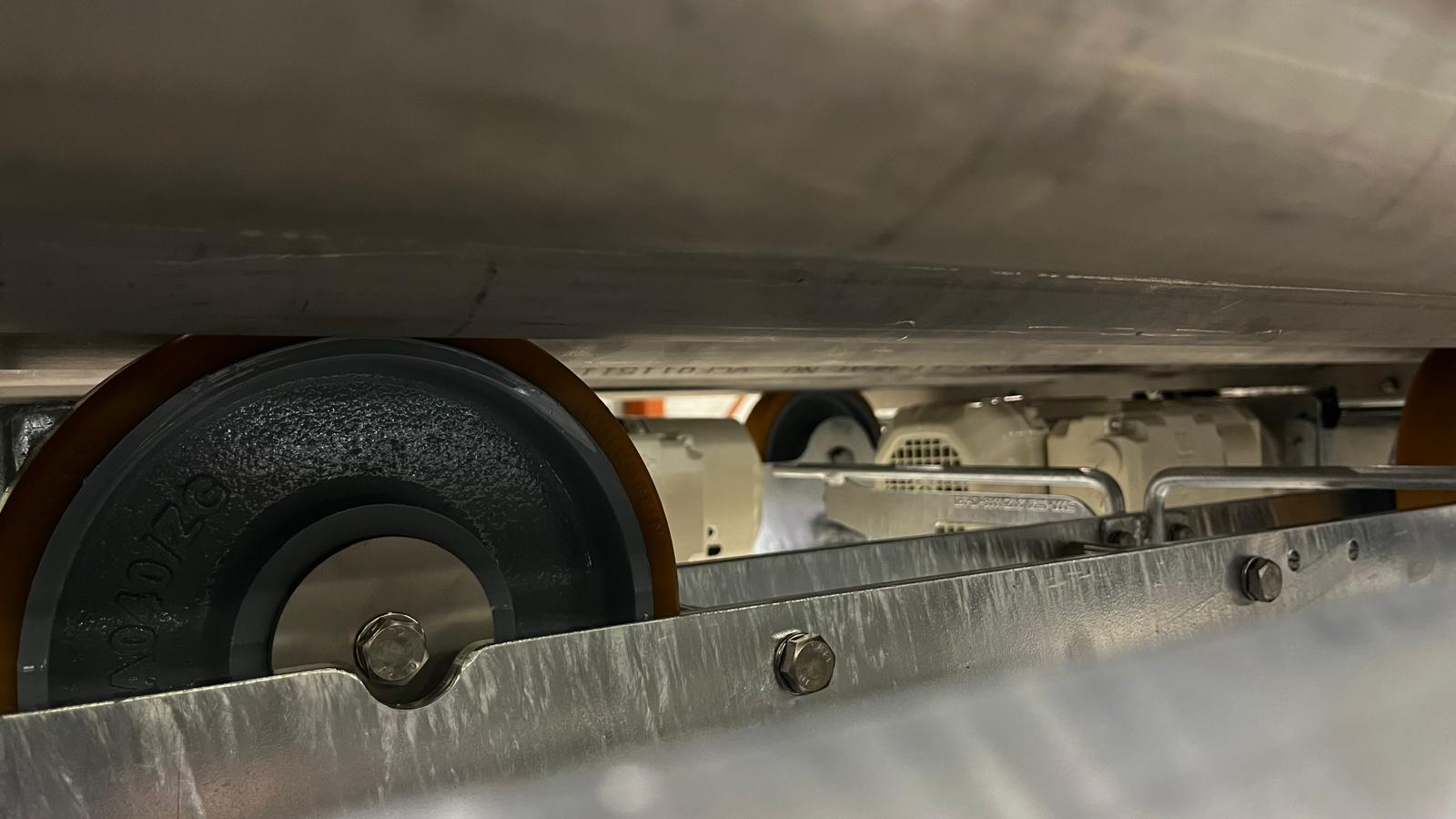 🔧 Recently realized at Roltrax: a complete system of powered pallet ...